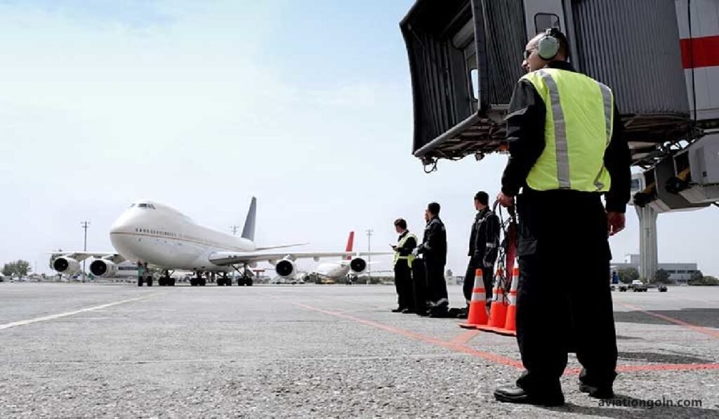 Airport Management and Operations: General Aviation Careers - Aviation ...